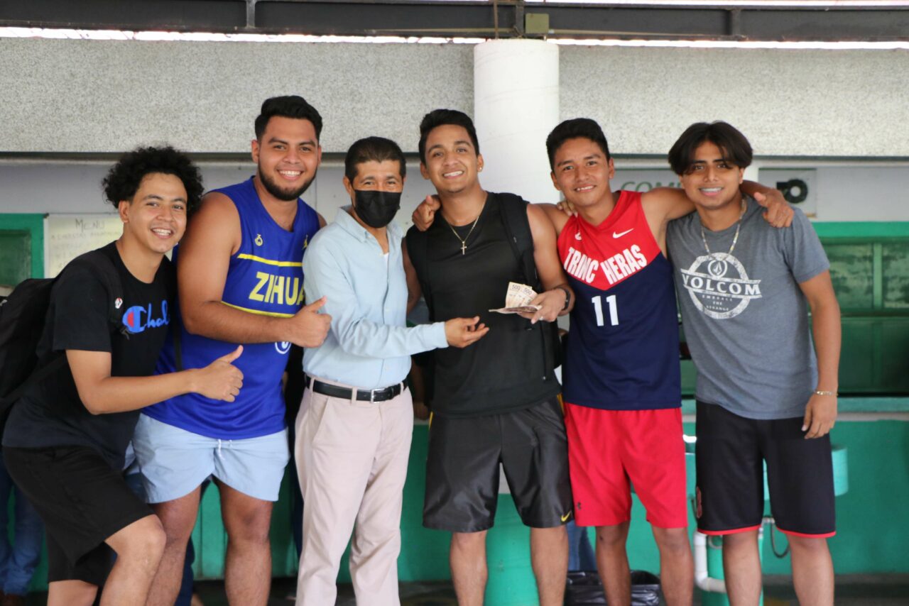 La UTCGG celebró el Día del Universitario | UTCGG