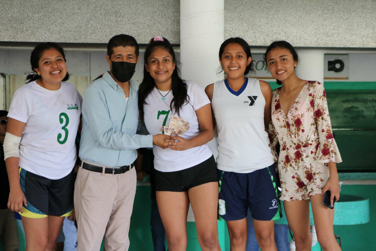 La UTCGG celebró el Día del Universitario | UTCGG