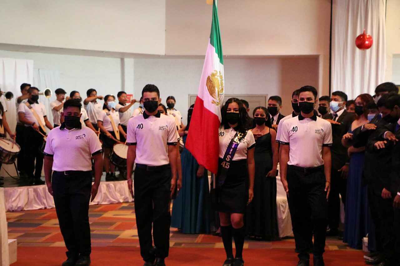 Egresa Generación 2019 – 2022 del CETis 45 | UTCGG