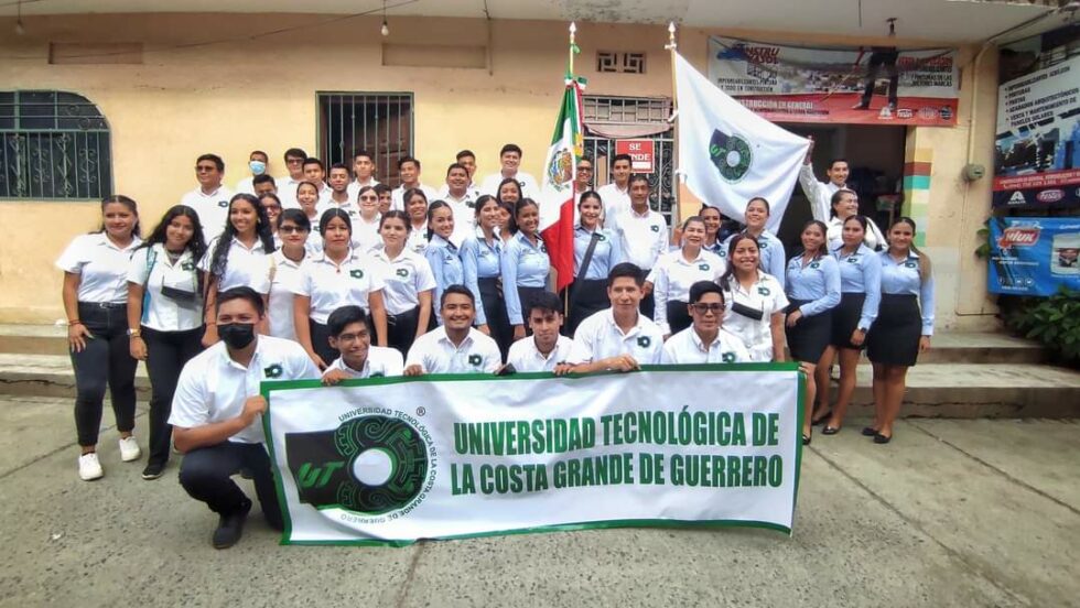 La UTCGG forma parte de las celebraciones de la independencia de México ...